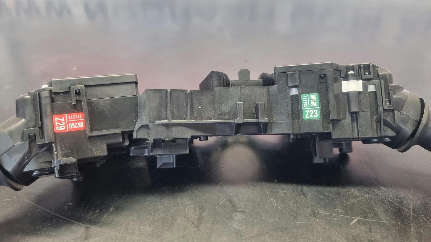 Combination Switch Hilux Toyota 2022